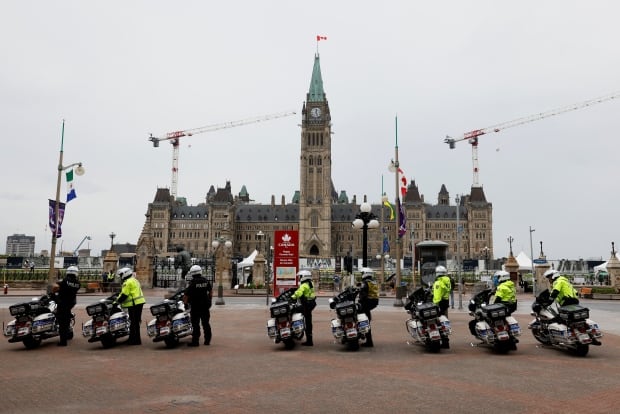 Freedom Convoy protesters, revellers mix on Canada Day in Ottawa - The ...